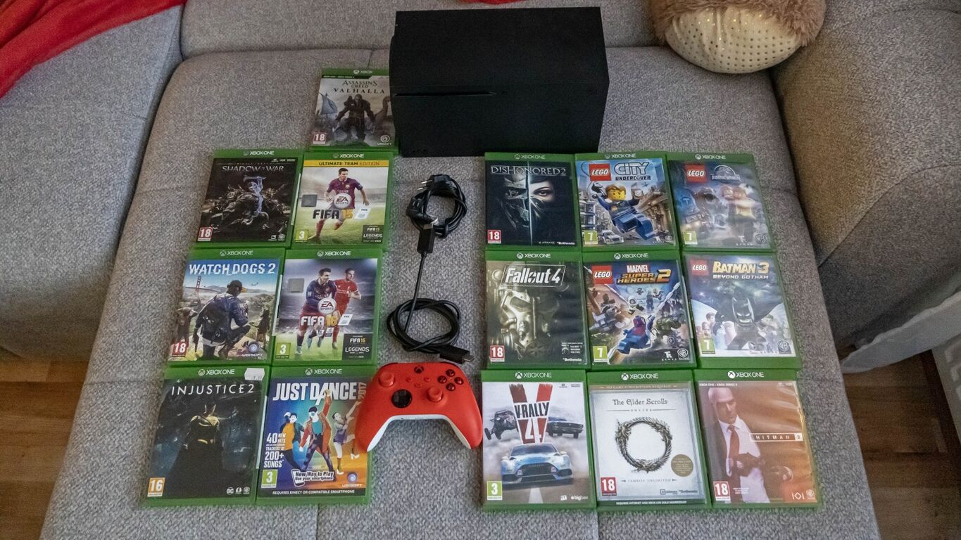Xbox One Series X 1TB + 14 mängu komplekt! - SOOV.ee