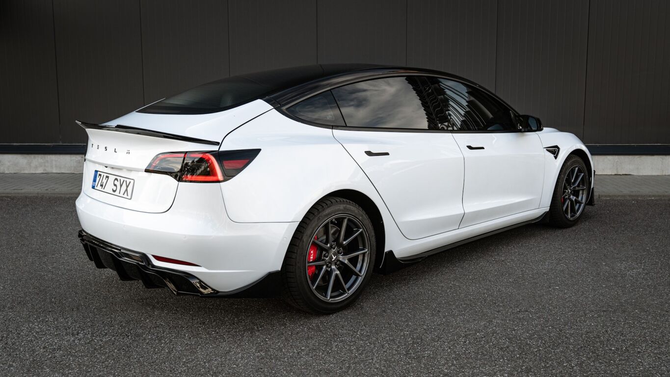 Tesla Model 3 - SOOV.ee