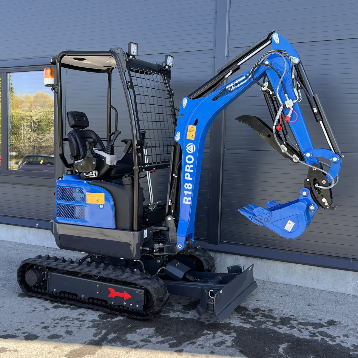 Rippa R18 Pro miniekskavaator - SOOV.ee