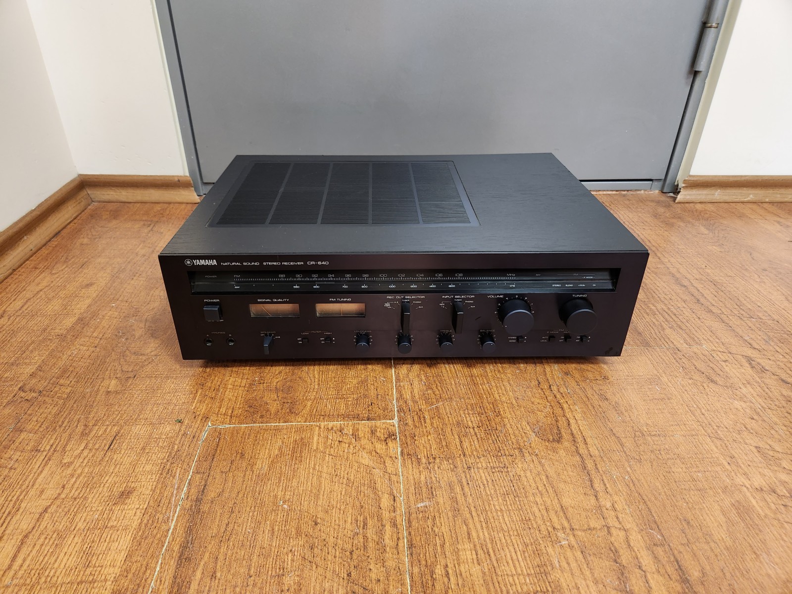 Yamaha CR-640 Natural Sound AM/FM Receiver - SOOV.ee