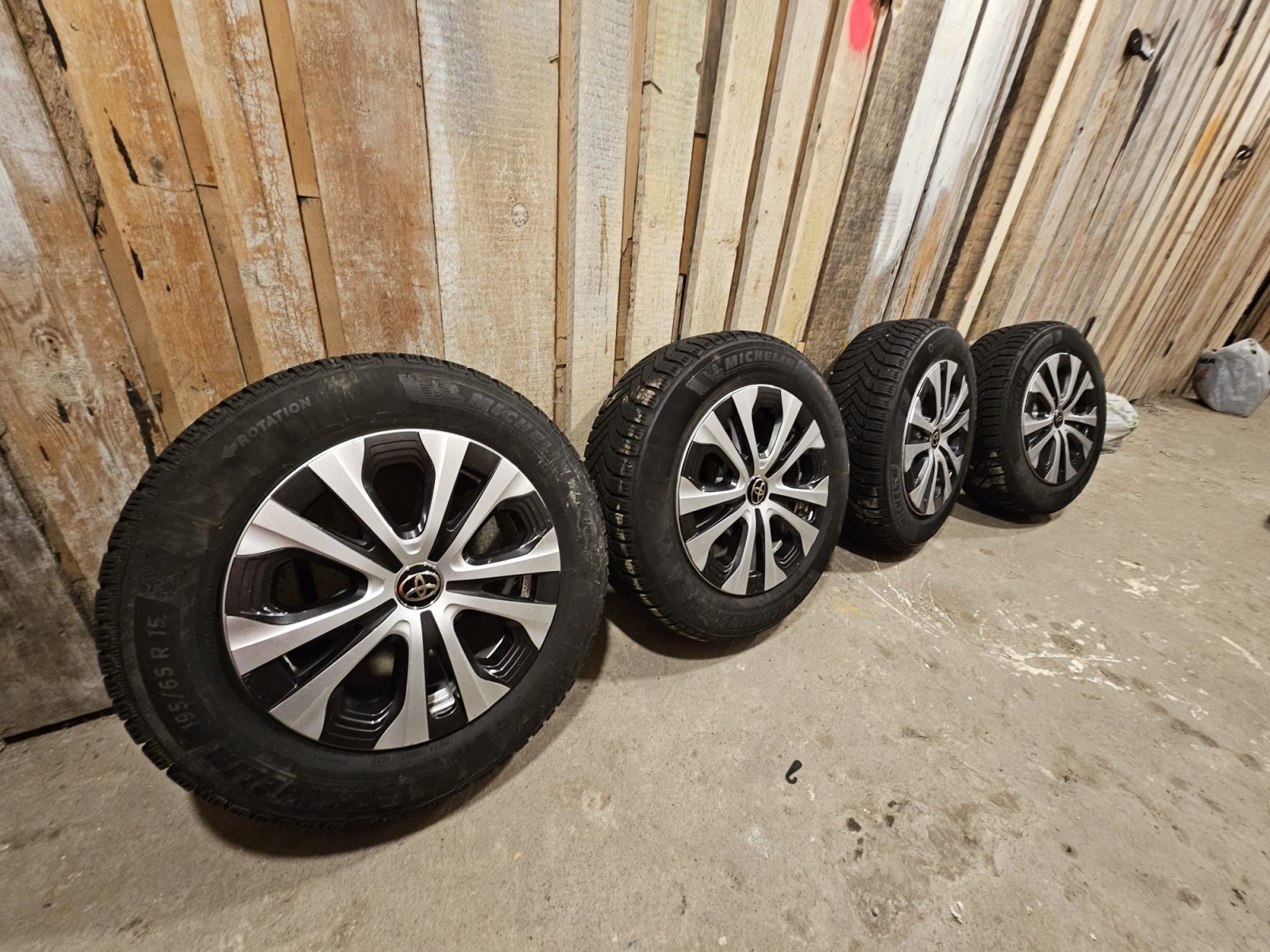 195 65 R15 uued talverehvid Michelin valuvelgedega - SOOV.ee