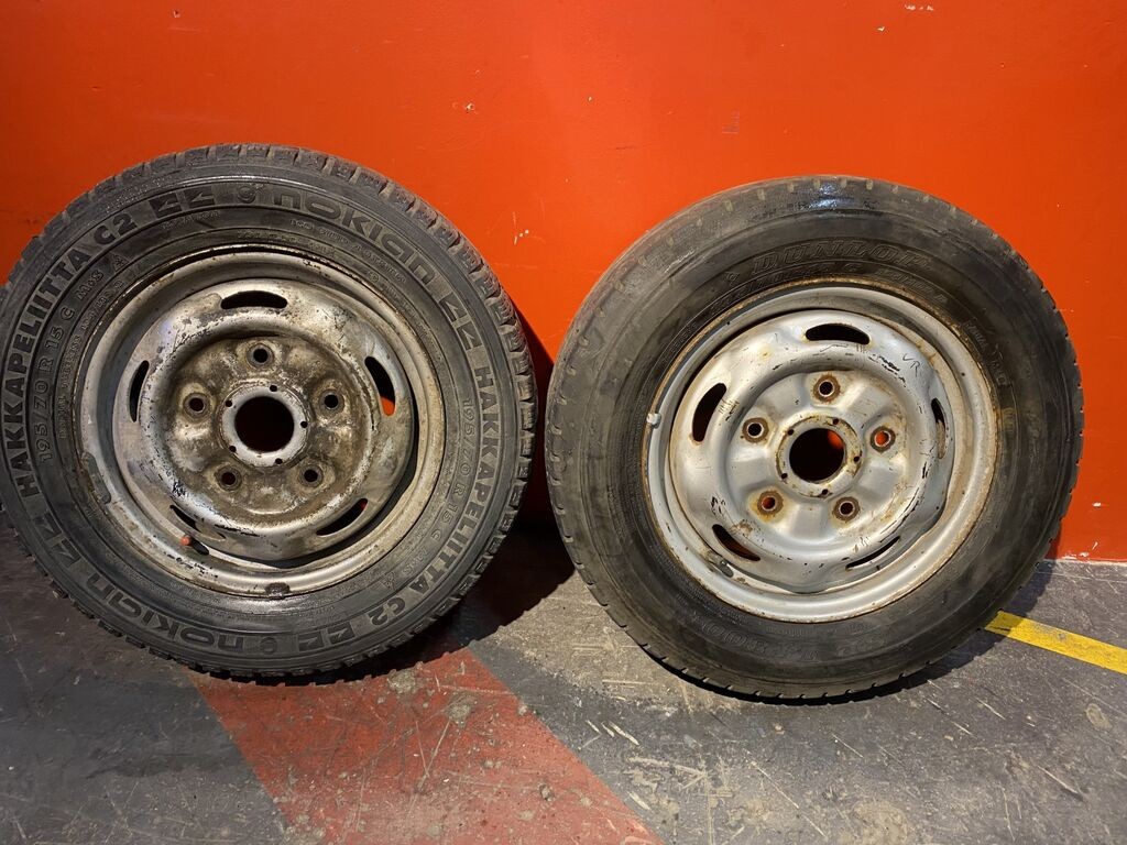 Kaubiku veljed rehvidega Ford R15" 2tk - Soov.ee
