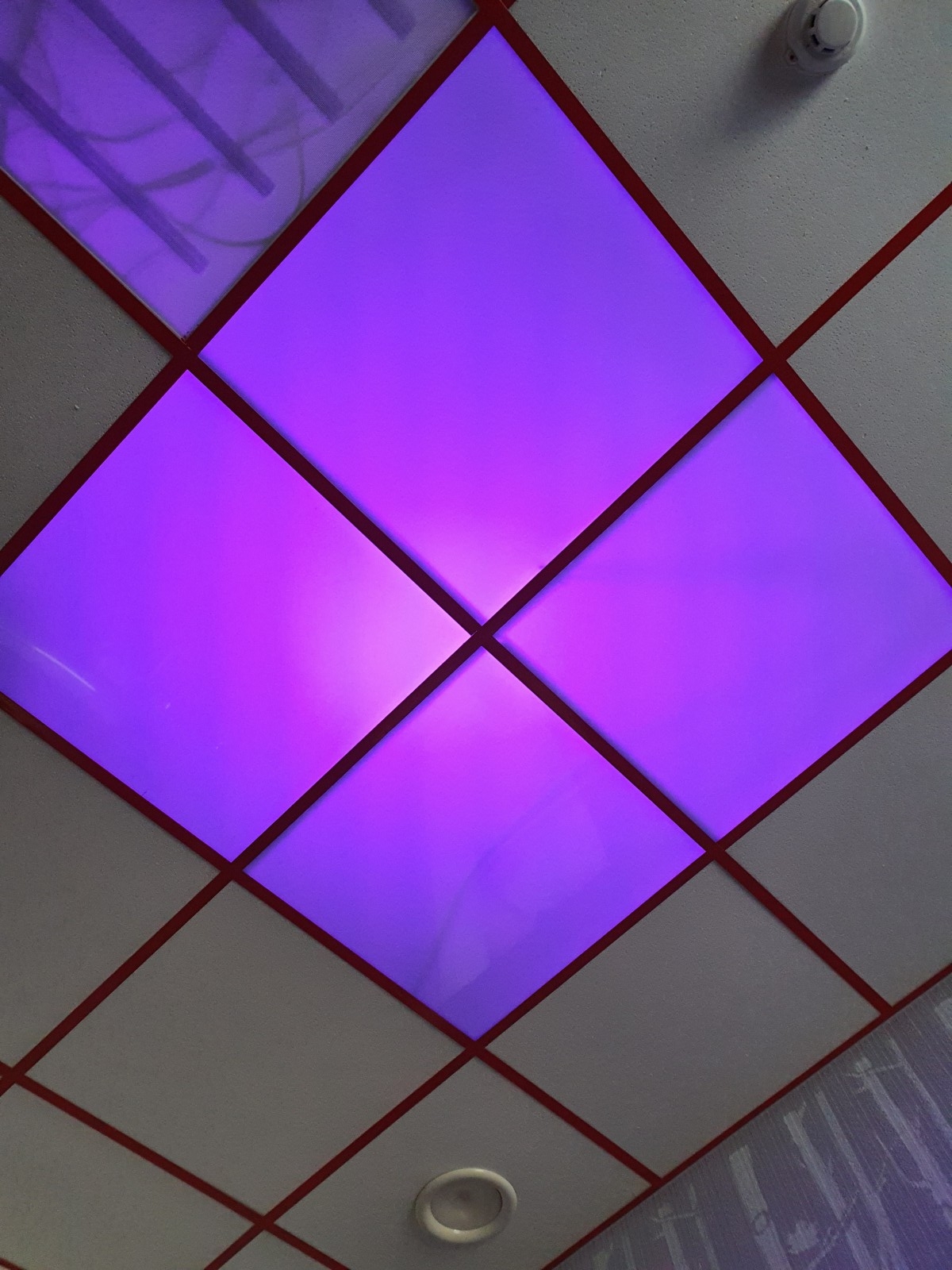 Ripplae valge pleksiplaat 60x60cm - Soov.ee