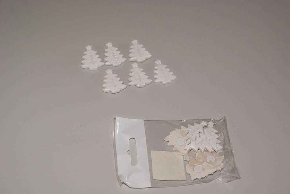 Decoratiivkuju kuusk, valge, kleebitav 2688 tk - Soov.ee