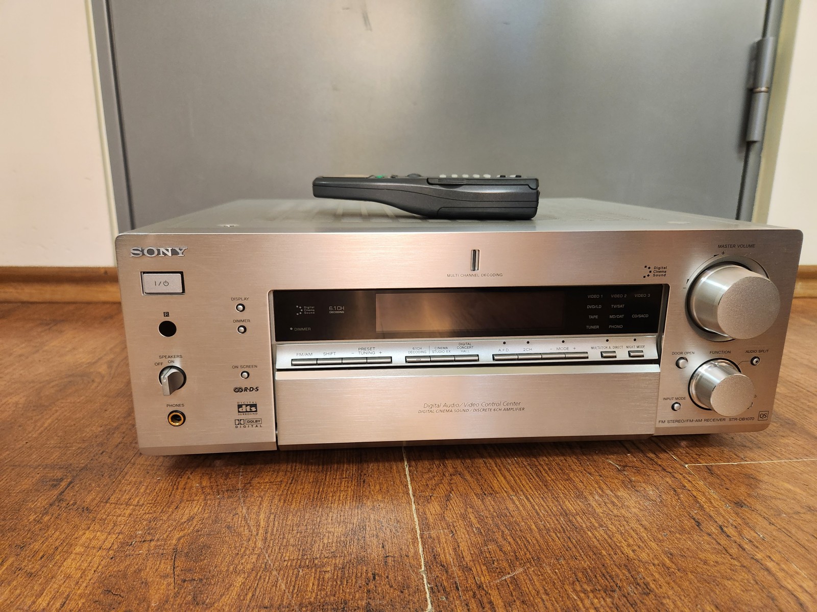 Sony STR-DB1070 Digital AV Control Center - Soov.ee